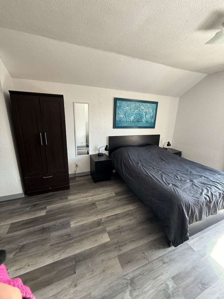 Glacier Bar And Hotel Suite 203 - Ketchikan, AK