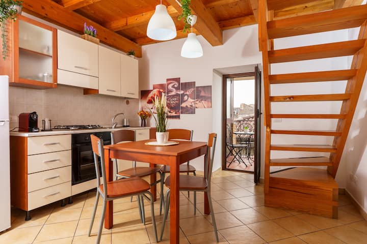 La Casa Di Carta Al Castello Ursino - Catania