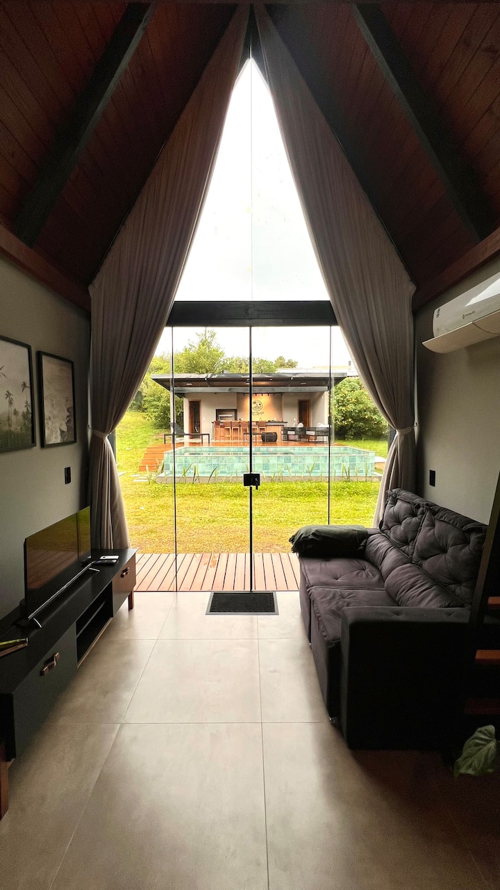 Cozy Chalet With Pool In Praia Do Rosa - Imbituba