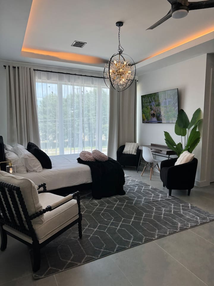 Modern Priv. Suite W/bath•hugewindows•nearheights - Houston, TX