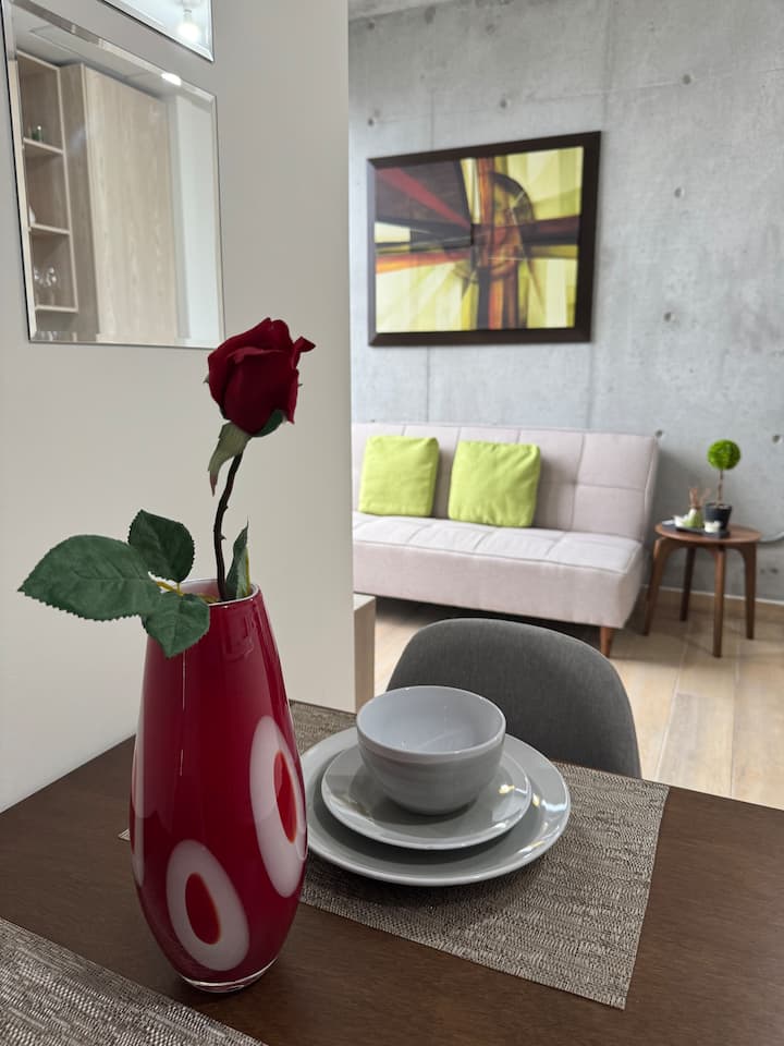 Depa Mty-2 Recámaras+parking-10 Min A Fundidora - San Pedro Garza García