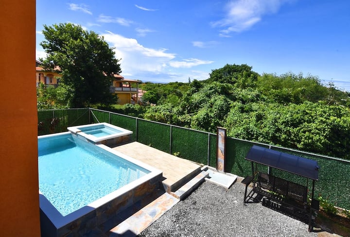 Obey’s Sanctuary Suite 3 - Sainte-Lucie