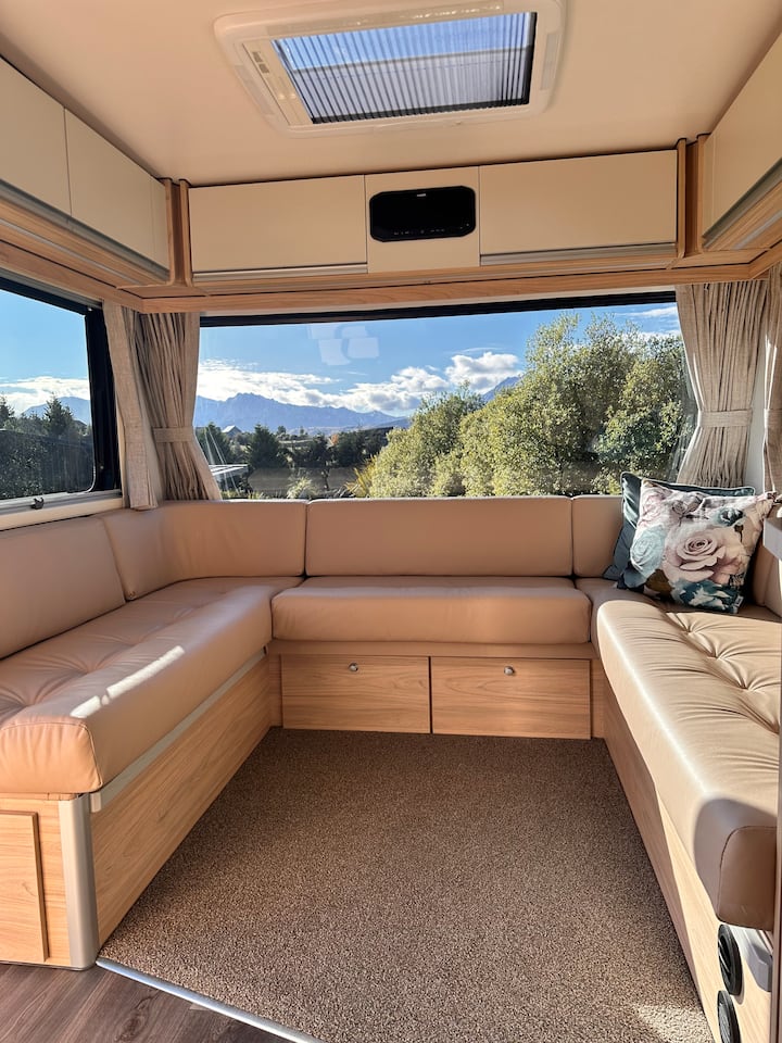 Kiwi Getaway- Private, Peaceful, Mountain Views - Wanaka