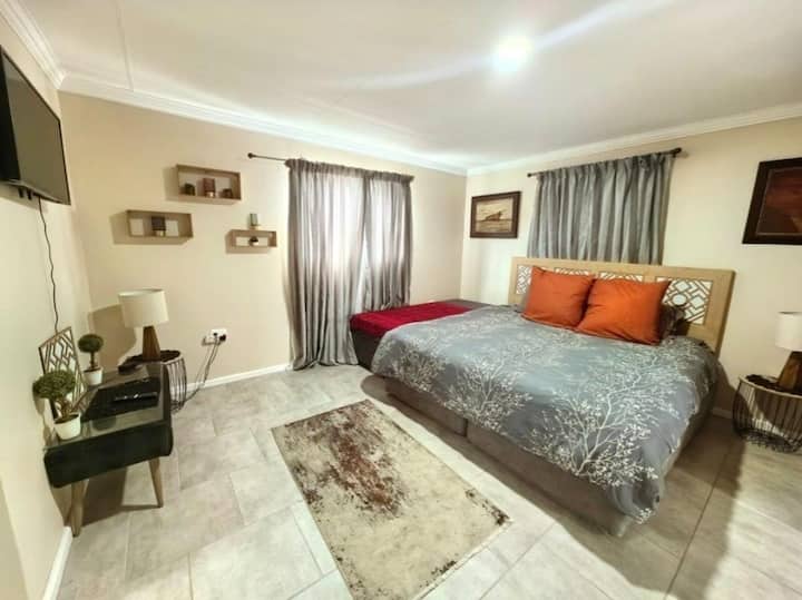 Serenity Shores Self Catering Unit 1 - Humansdorp