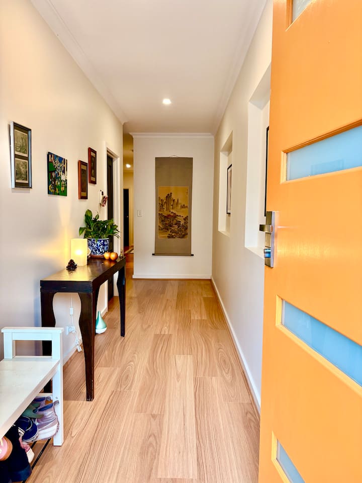 Welcome To Your Own City Apartment! - 언리