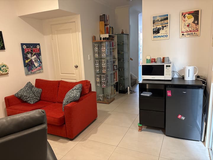 Welcome To Your Own City Apartment! - Adelaide
