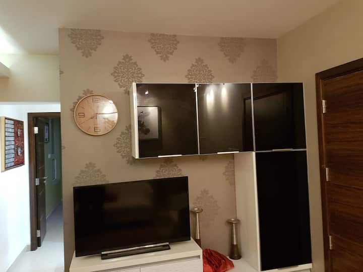 2bhk Apartment Near Airport - Aéroport de Chennai (MAA)