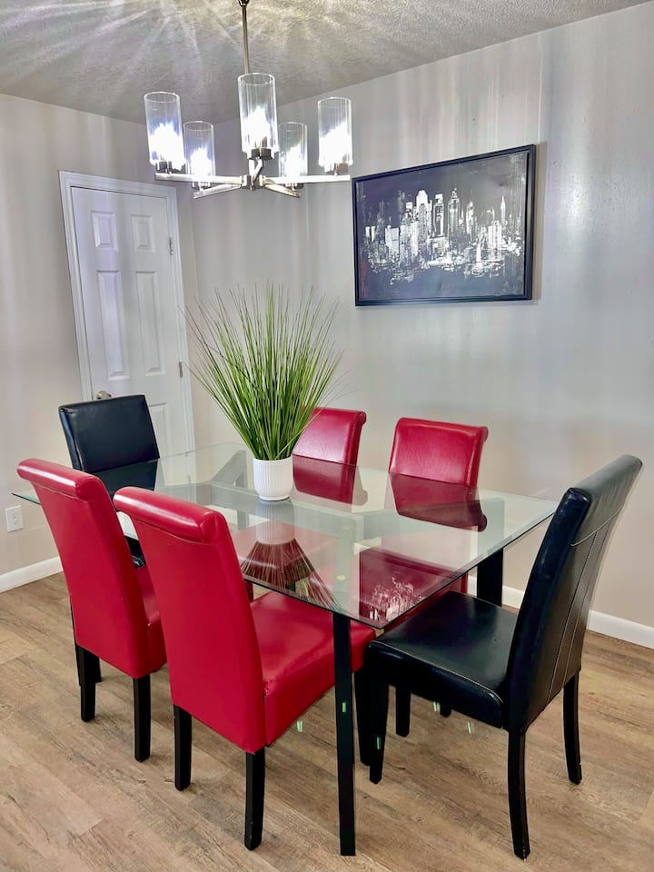 Hidden Gem | Nw Houston 3br/patio | No Service Fee - Houston, TX