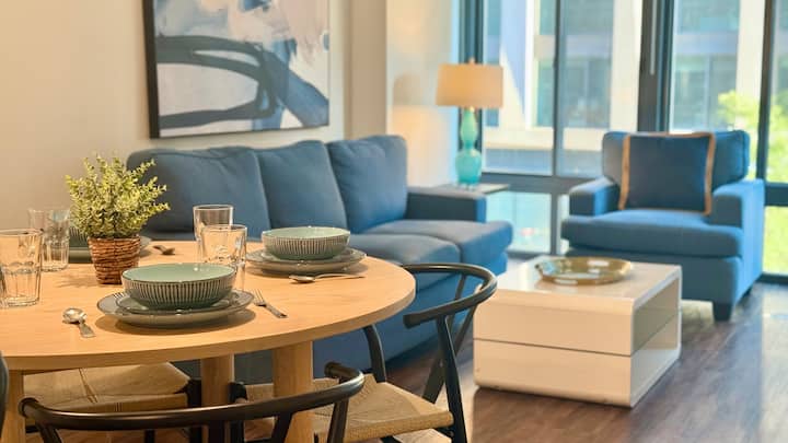 Navy Yard 2br/2ba | Gym | Rooftop | Walk To Metro - Washington, DC