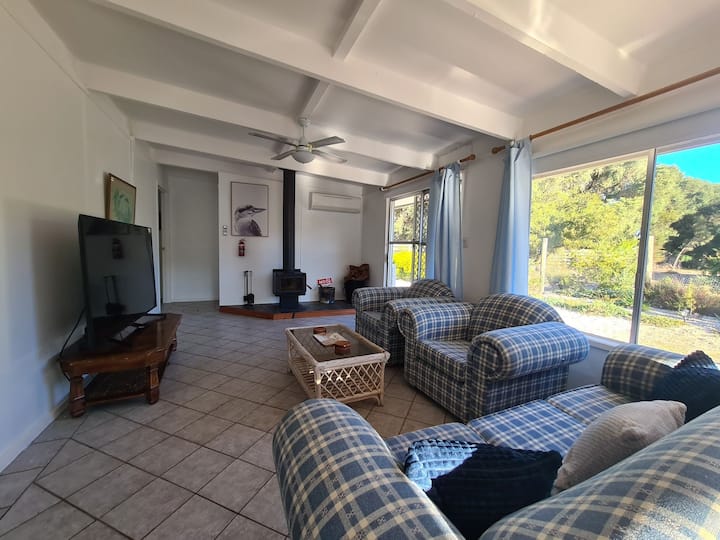 Kookaburra Lodge - Loch Sport