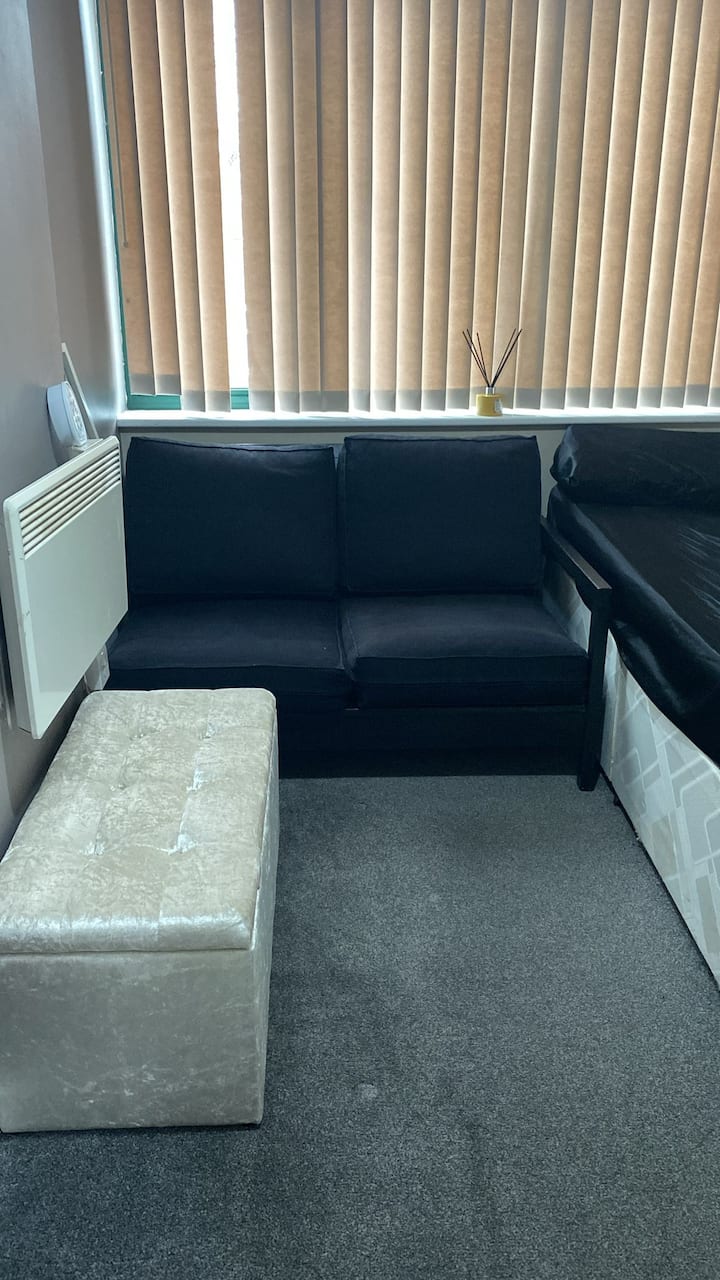 Private-secured Flat - Coventry