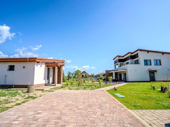 Vysoké Tatry / Resort For 17 People - Poprad