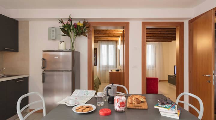 Canaletto Venice Apartment 50metri S.marco Square. - Veneza