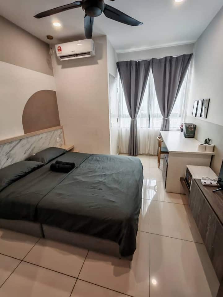 Horizon Suites-klia Xiamen Netflix(own Acc)carpark - Dengkil