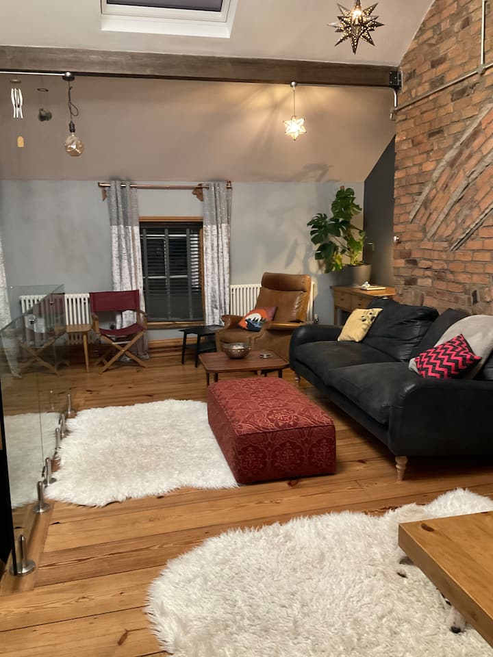 Giddle Gaddle 3 Bed Apartment - Todmorden