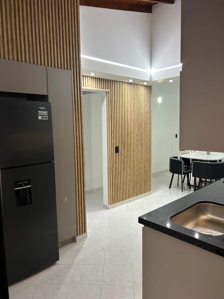 Hermoso Apto + Cómodo + Ubicación Privilegiada - Medellín