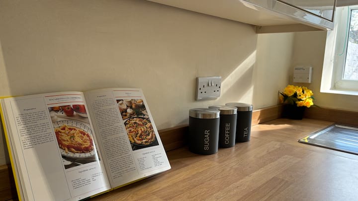 2 Bd House, Near City Center - York