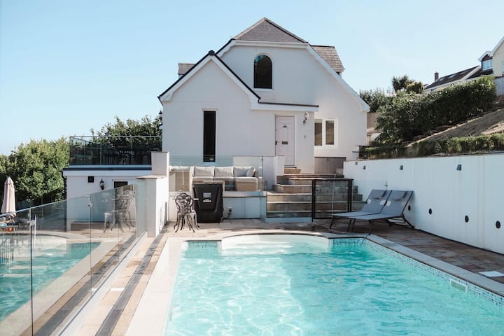 Luxury Retreat, Private Pool, Sleeps X14, Mumbles - Angleterre