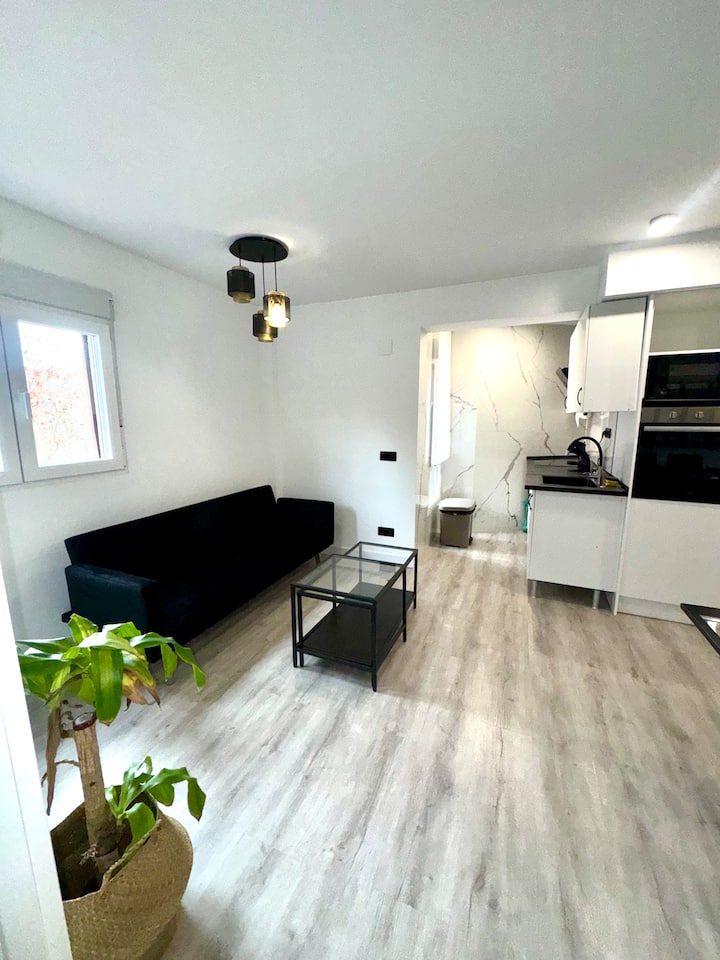 Apartamento En Madrid 4 Habitaciones - Madryt