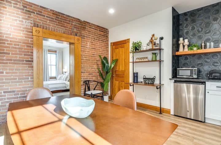 Studio 500: Downtown Gem + Free Parking & Pets Ok! - Indianápolis, IN