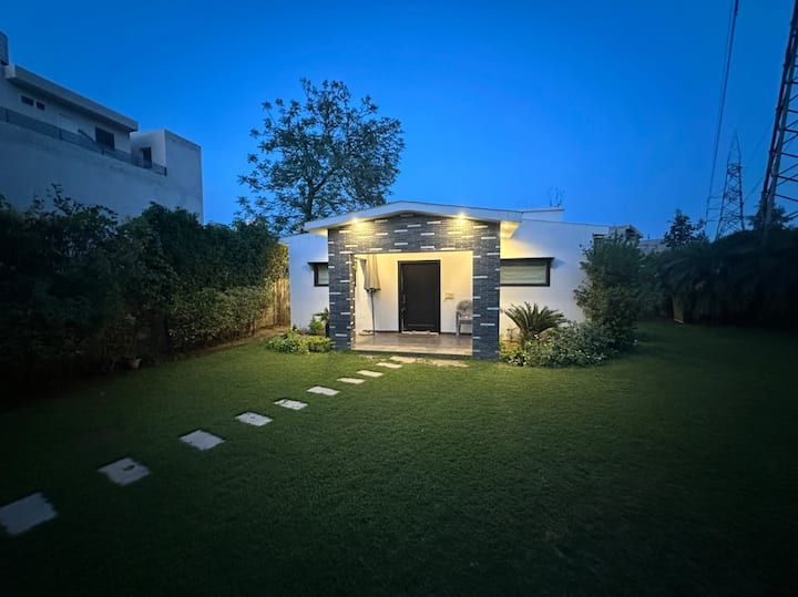 The Embassy Cottage - South City - Ludhiana
