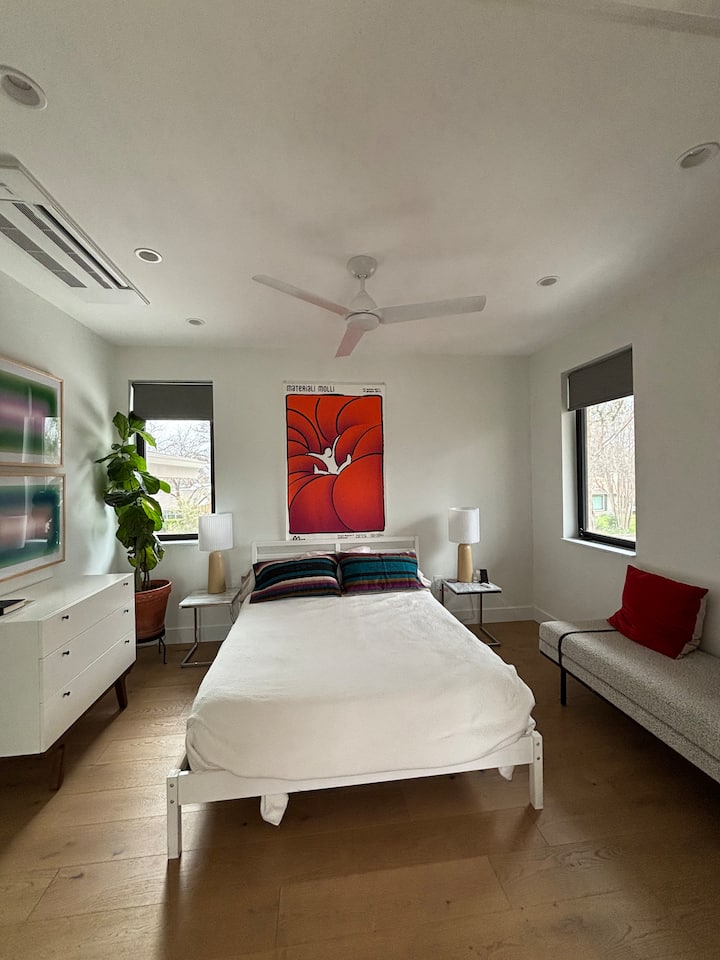 The Lookout On Bentwood - Austin, TX