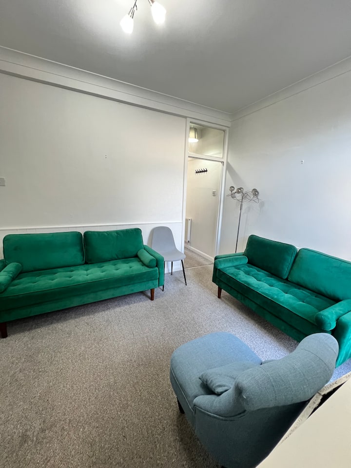 Dolce Vita On Sea 

4 Minutes Walk To The Beach! - Southend-on-Sea