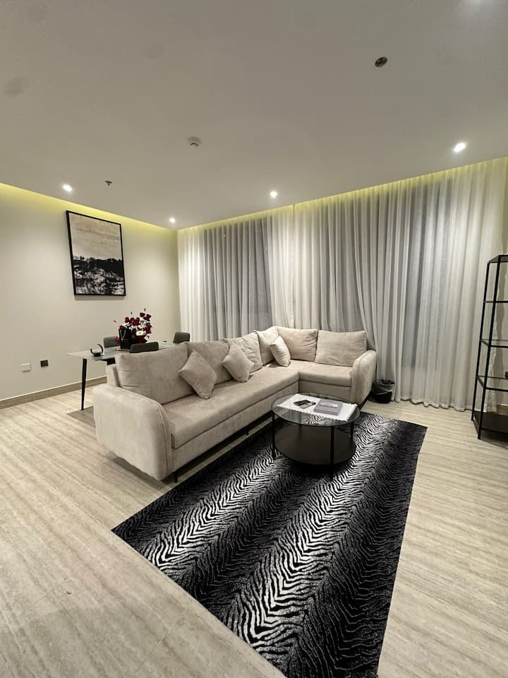 شقة شمال شرق الرياض بتصميم حديث - Riad