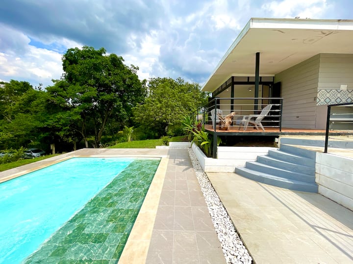 Paraíso En Villeta - Tinyhome Con Piscina Privada - Sasaima