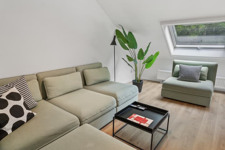 Attic Dream*new*ronsdorf*3 Rooms#4 Guests - Wuppertal