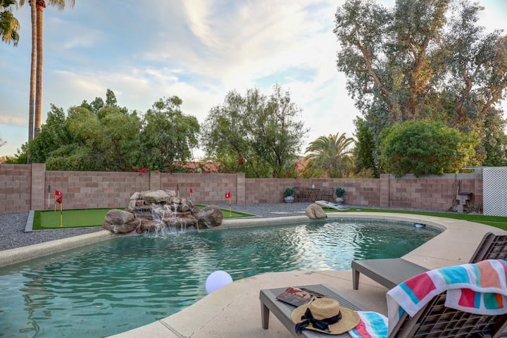Moon Valley Oasis | Pool • Spa • Golf • Mtn Views - Musical Instrument Museum