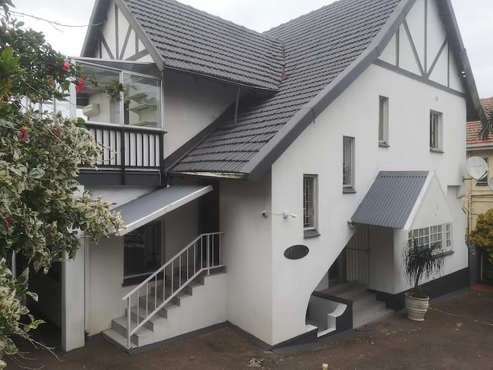 Umbilo Guesthouse - Durban