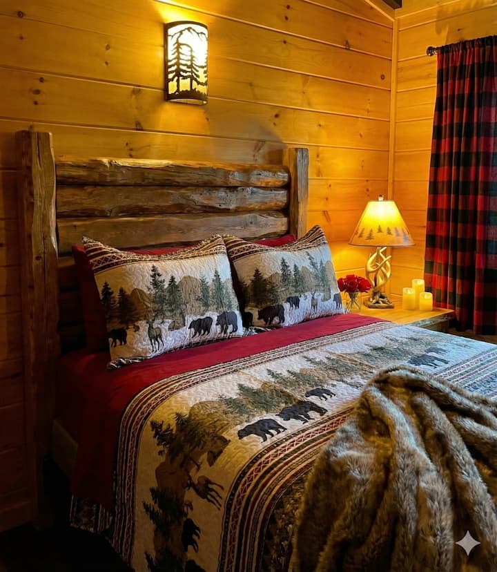 Verified Village Studio | Jacuzzi & Rustic Decor - Lake George, NY