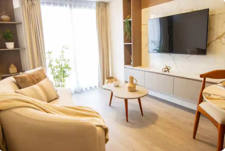 Dpto De Estreno En Barranco (Piscina+jacuzzi+gym) - Peru