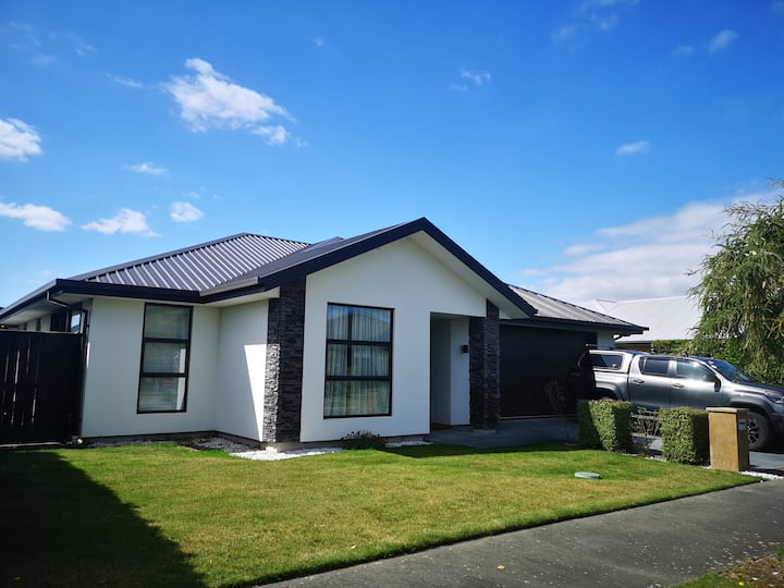 Aleon Nestie-wigram 5bdr House - Lincoln