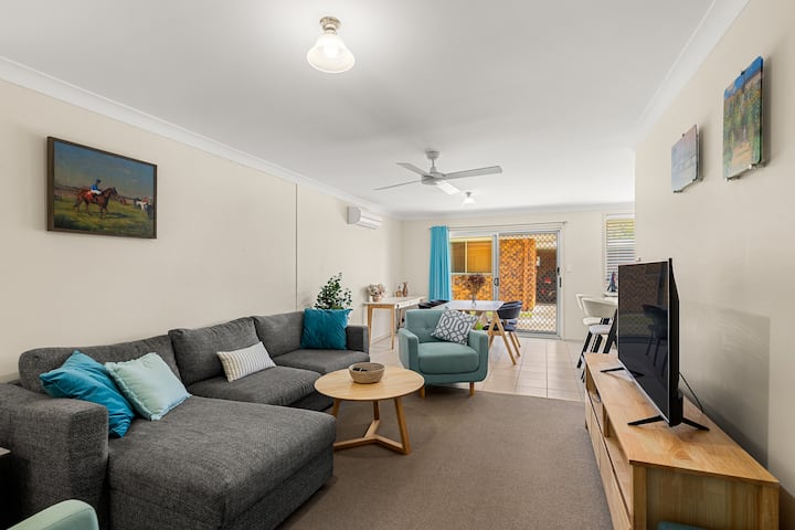 Coastal Townhouse, Walk Everywhere - Urunga