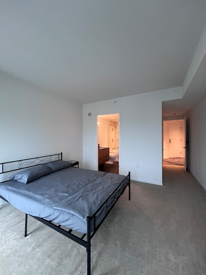 Apartment In Tysons! - Fairfax, VA