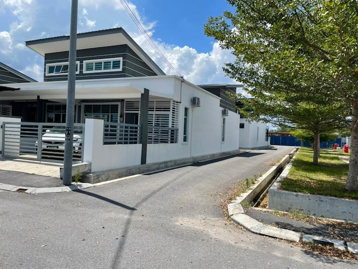 Station 18 Homestay - Pusing