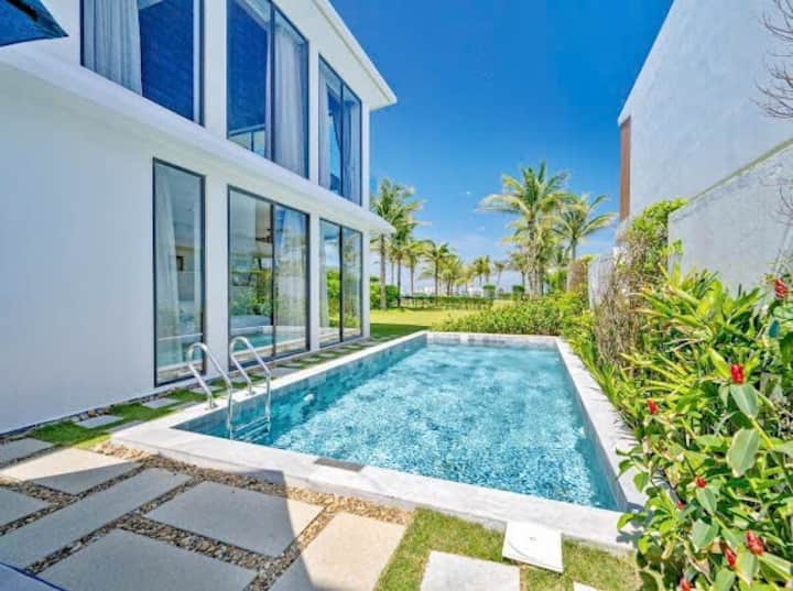 Villa 3br/beachfront/pick-up - 호이안