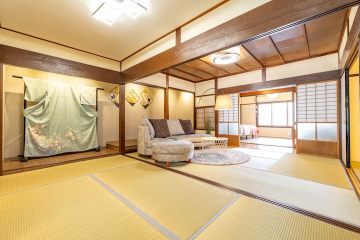 築65年の和モダン古民家｜最大16名・一棟貸切・専用駐車場2台無料 - Nara