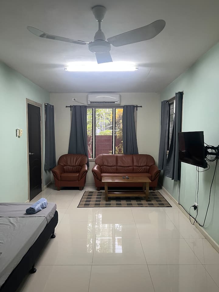Cozy Urban Bedsitter - Papua New Guinea