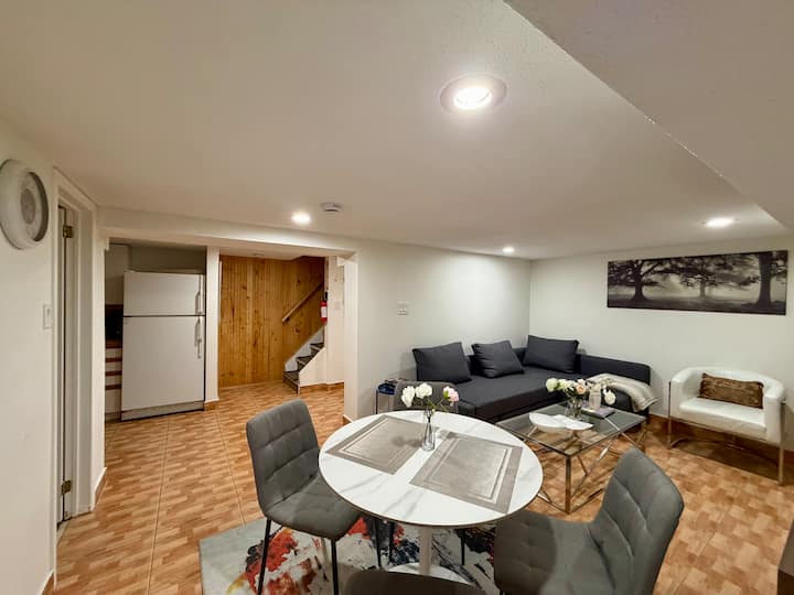 Private Basement In Toronto – Separate Entrance - Toronto
