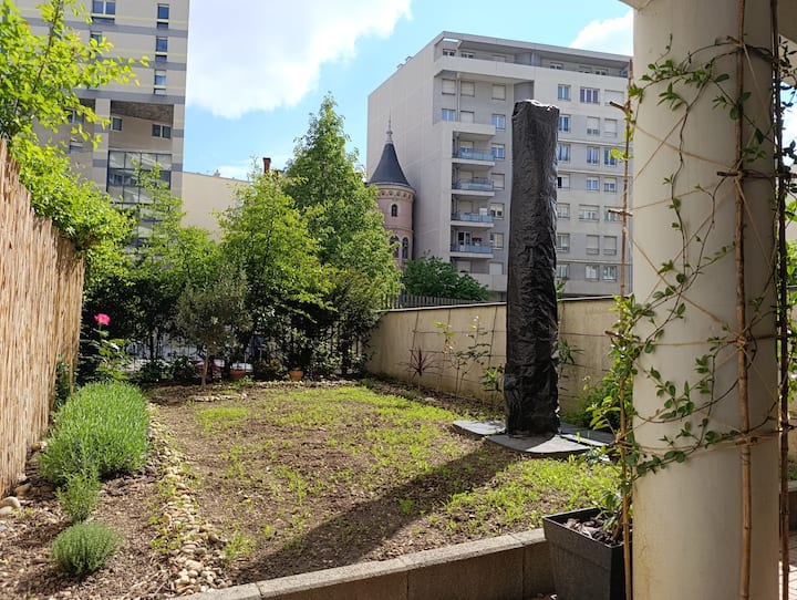 Grand T2 Avec Terrasse Et Jardin - Lione
