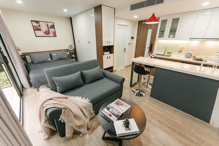 |50%off|_new Stu In Train Street-quite But Center - Hanoi