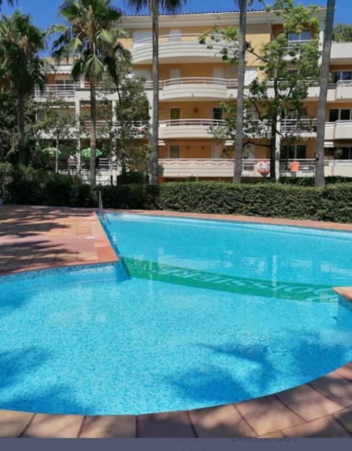 Location Saisonnière Cannes - La Roquette-sur-Siagne