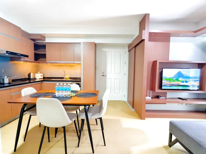 Avida Towers Cebu It Park 1bedroom Unit Queen Bed - Cebu City