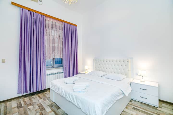 Central Apartment Midtown - Baku