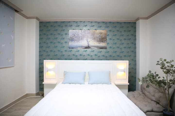 89㎡/방3개/6인/넗은독채/ 대구역5분/건조기/동성로5분/쳥결/daegu Room／대구룸 - Daegu