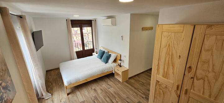 Habitación Doble Con Ventanales - Calatayud