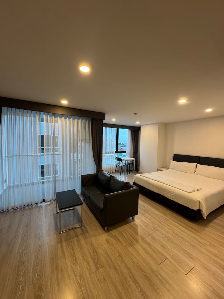 Grand Studio à 10 Minutes De La Plage Avec Wifi - Jomtien